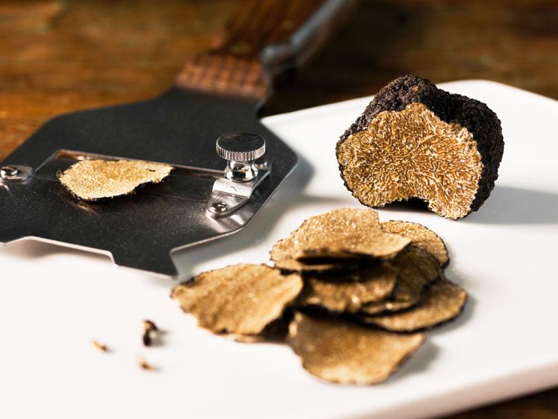 The expert's guide to eating "Luxe" food - The Dining Advisor