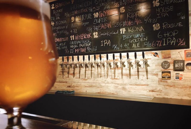 26 Bars and Restaurants to get your Craft Beer Fix - The Dining Advisor